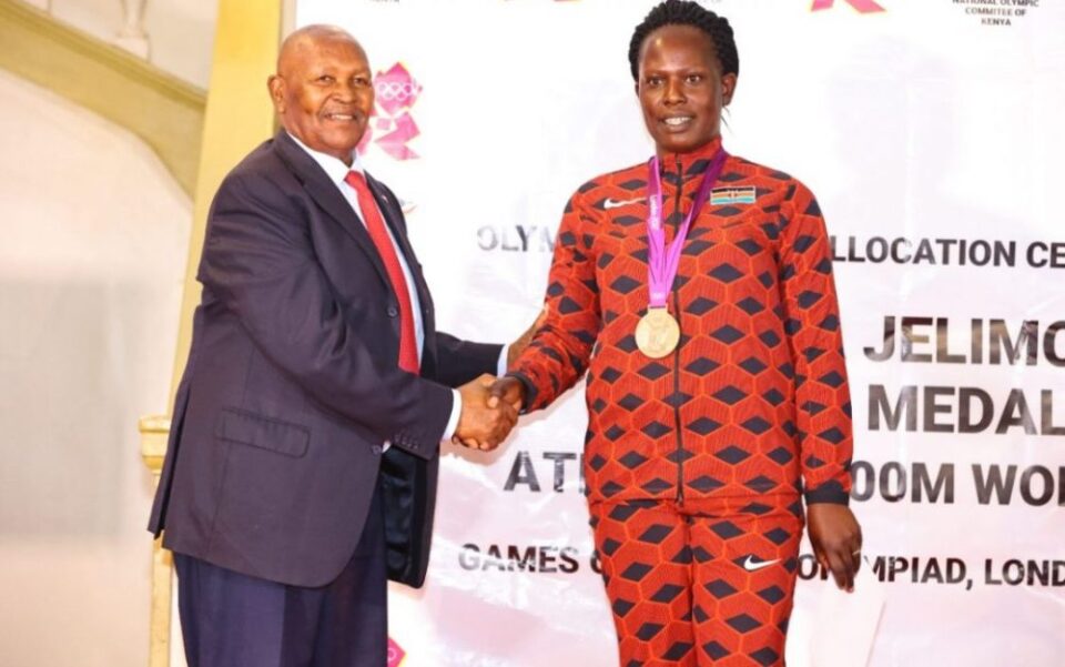 Sports: La Kényane Pamela Jelimo reçoit une médaille olympique 10 ans ...